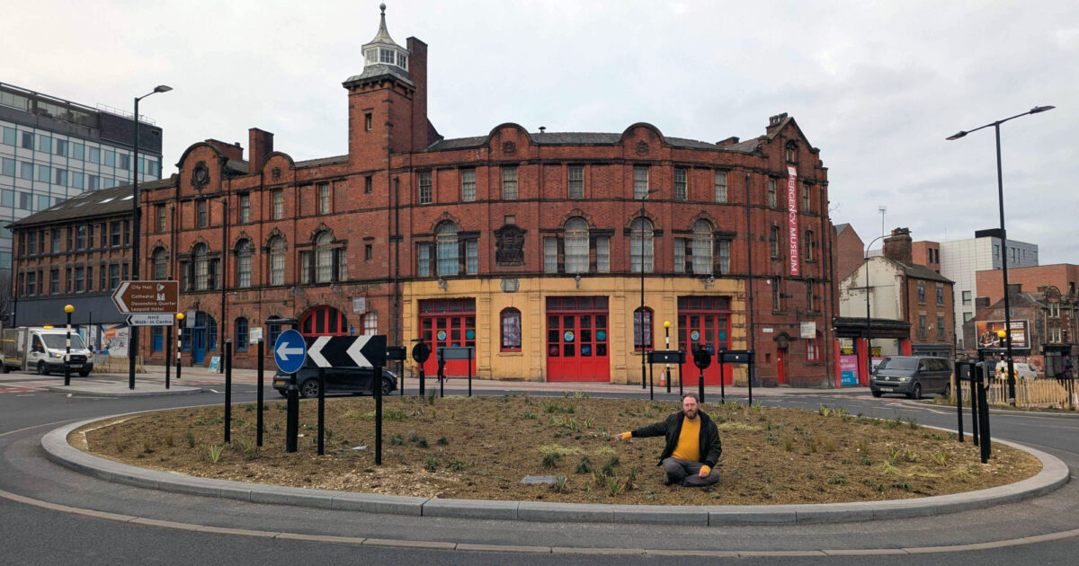 Here's what squatting on Sheffield's new 'Dutch-style' roundabout ...