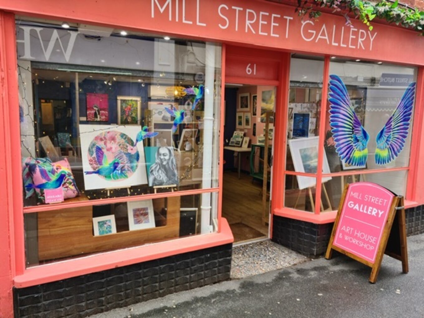 Alice Bulmer - "Running a gallery gave me so much more confidence ...
