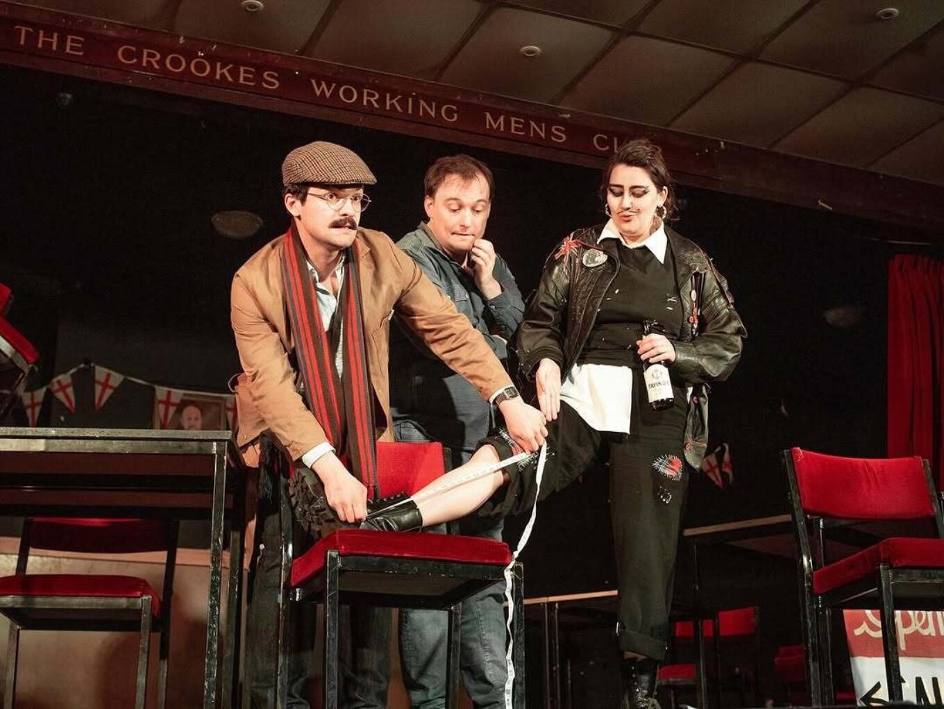 "Jacobean comedy collides with punk culture": The Roaring Girl at ...
