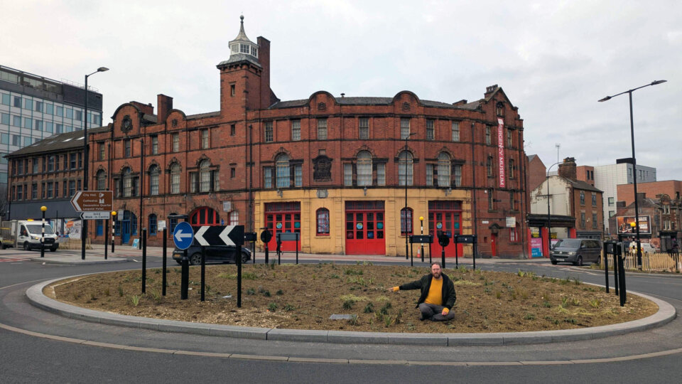 Here's what squatting on Sheffield's new 'Dutch-style' roundabout ...